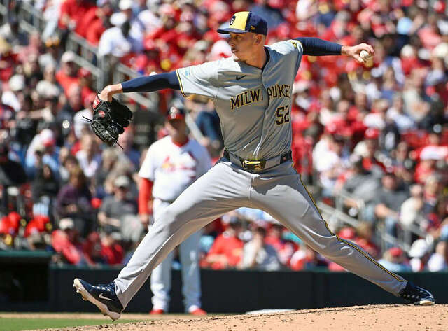 AHS grad Bryan Hudson hurls 2 perfect innings, gets win for Brewers