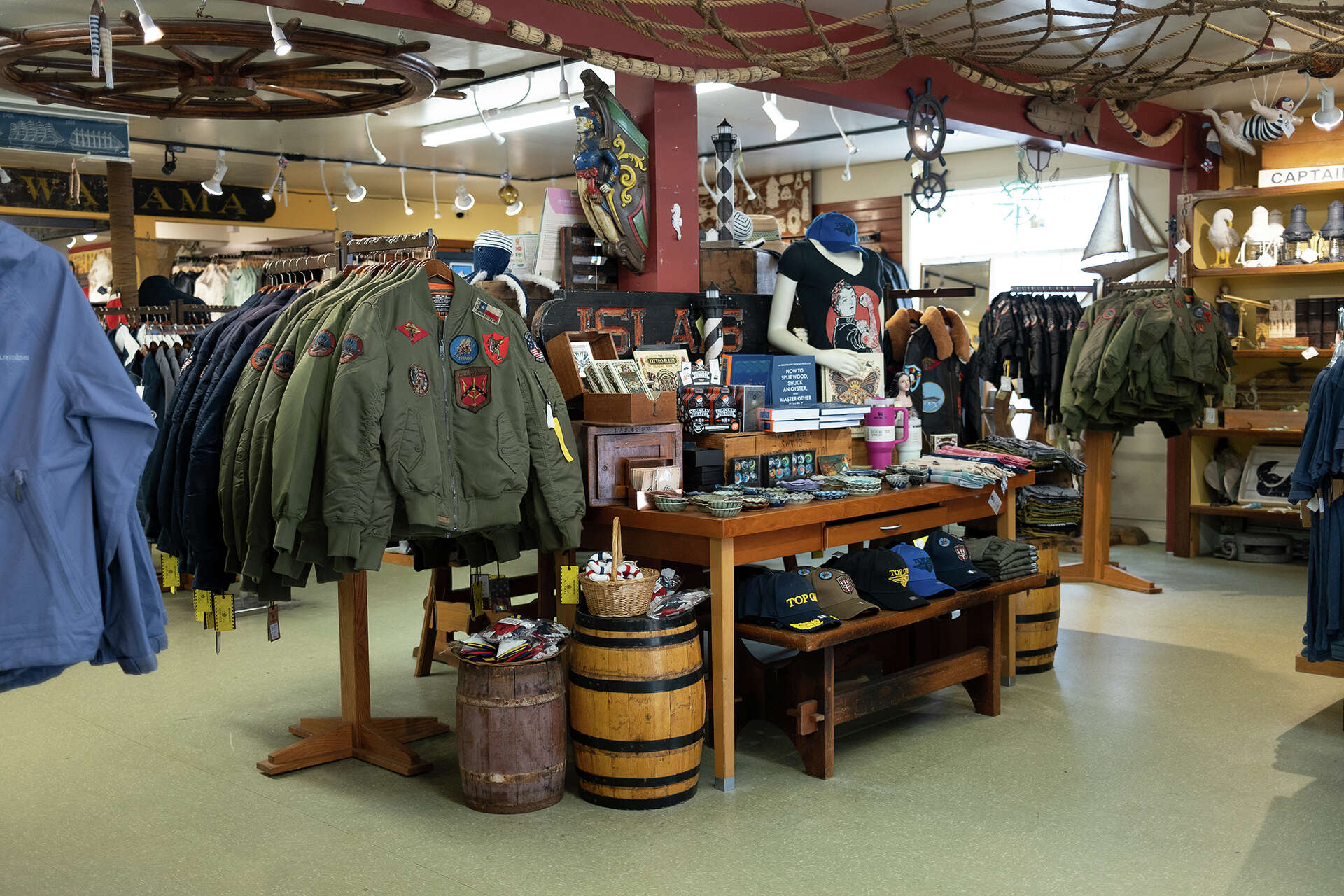 Fisherman's Wharf business owner moving on after 47 years