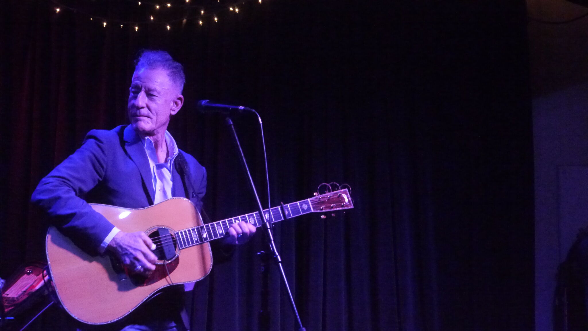 Lyle Lovett returns to the storied Houston club, Anderson Fair
