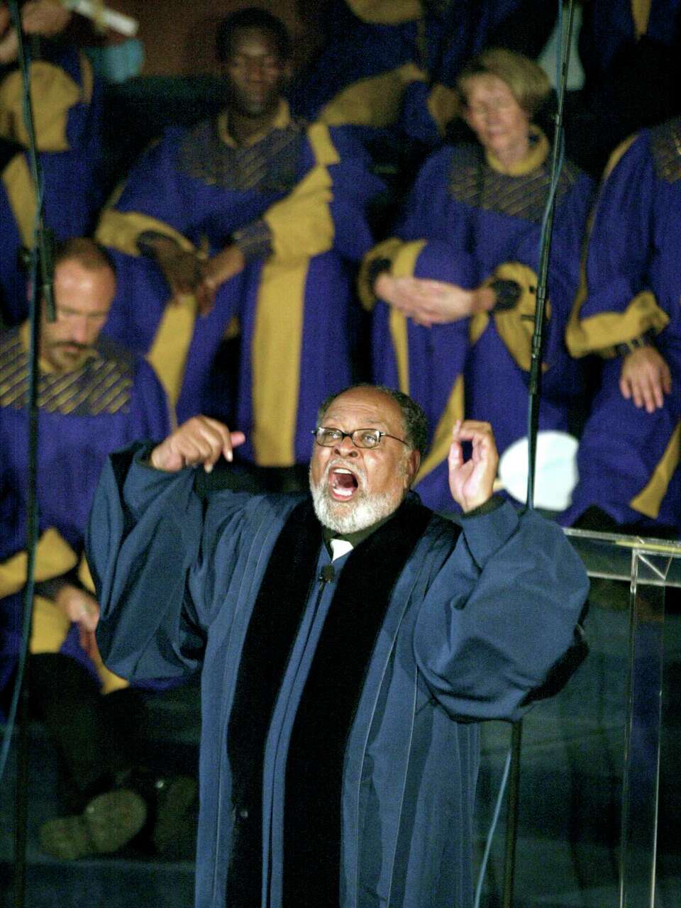 Cecil Williams, minister and longtime champion of the poor, dies at 94