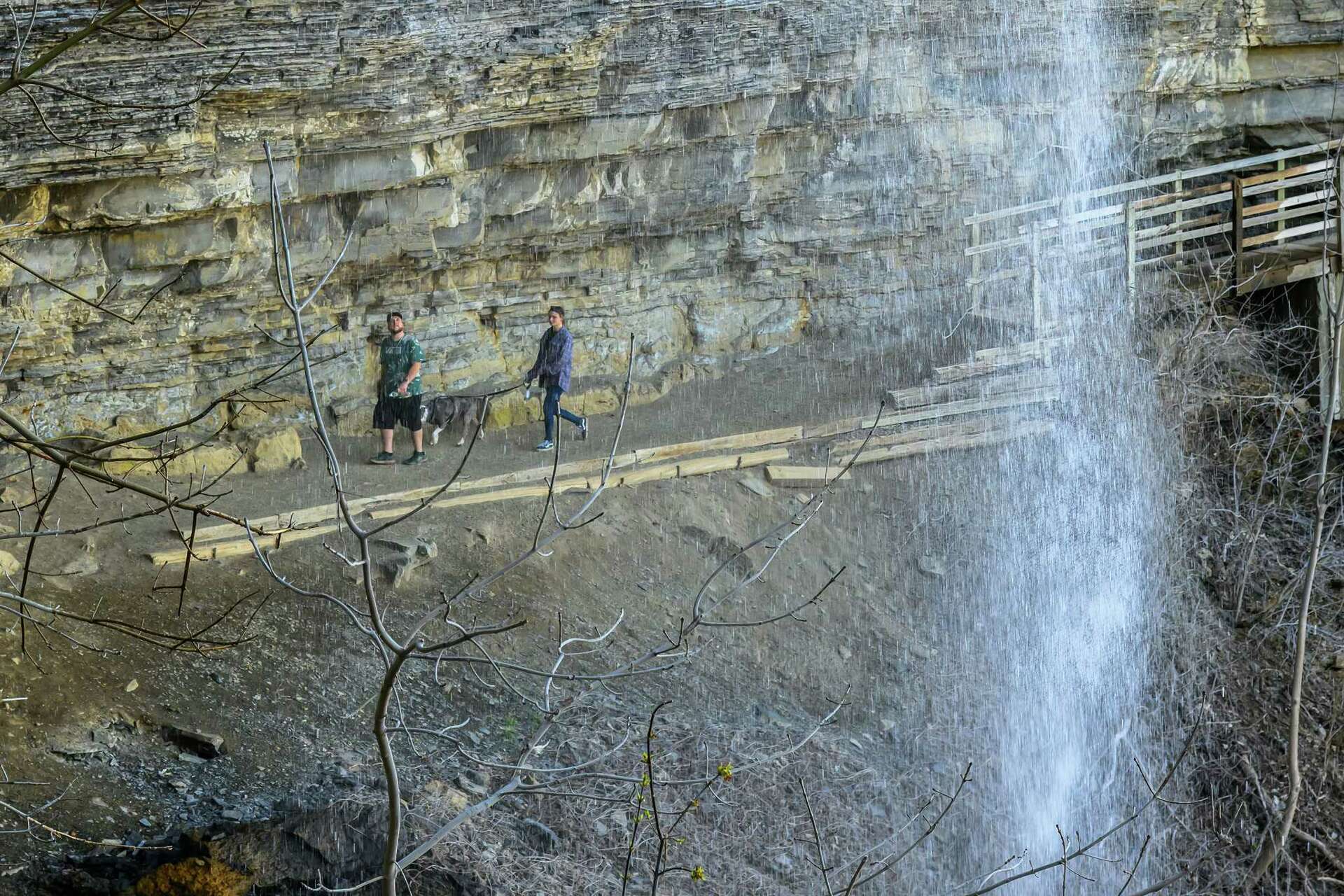 Indian Ladder Trail at Thacher State Park reopens after rock falls