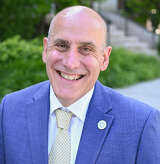 Walczak tops Capeci as Democrats dominate Newtown races