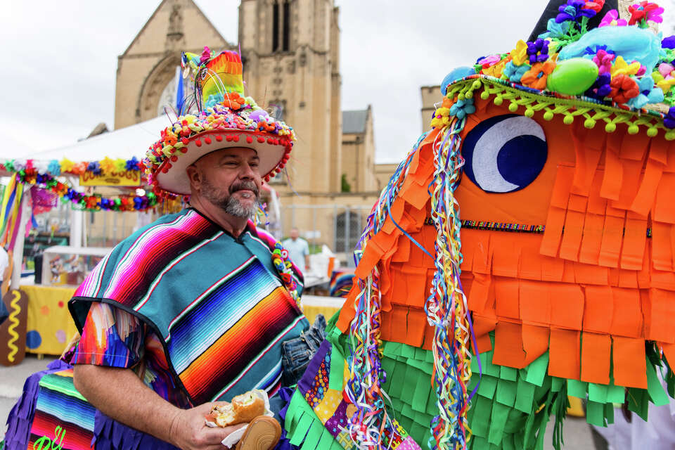 Fiestagoers kicked off NIOSA 2024 in downtown San Antonio