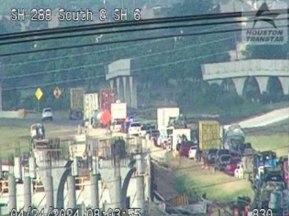 Houston traffic live updates: Real-time traffic updates, road closures