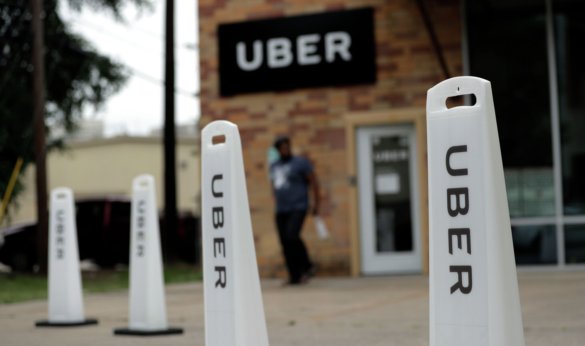 Missing Central Texas Uber driver found dead in vehicle in Waco