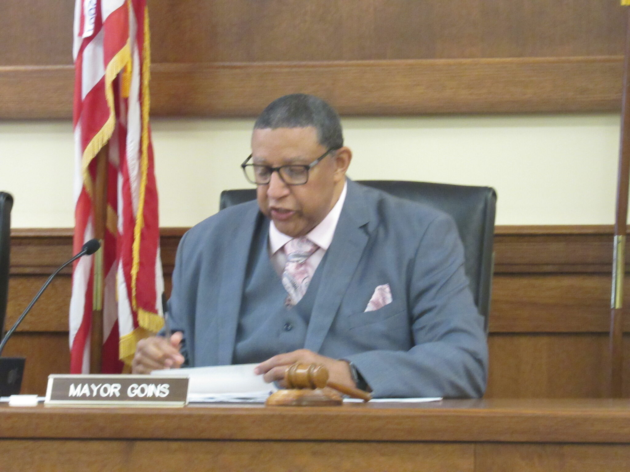 Mayor David Goins gives update on his house fire to city council