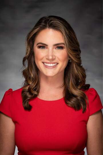 KSAT reporter Leigh Waldman says goodbye to news station