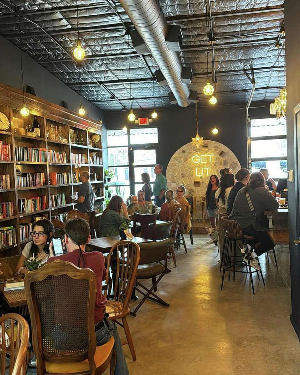 Houston bookstore and cocktail bar to host Beto O'Rourke in April