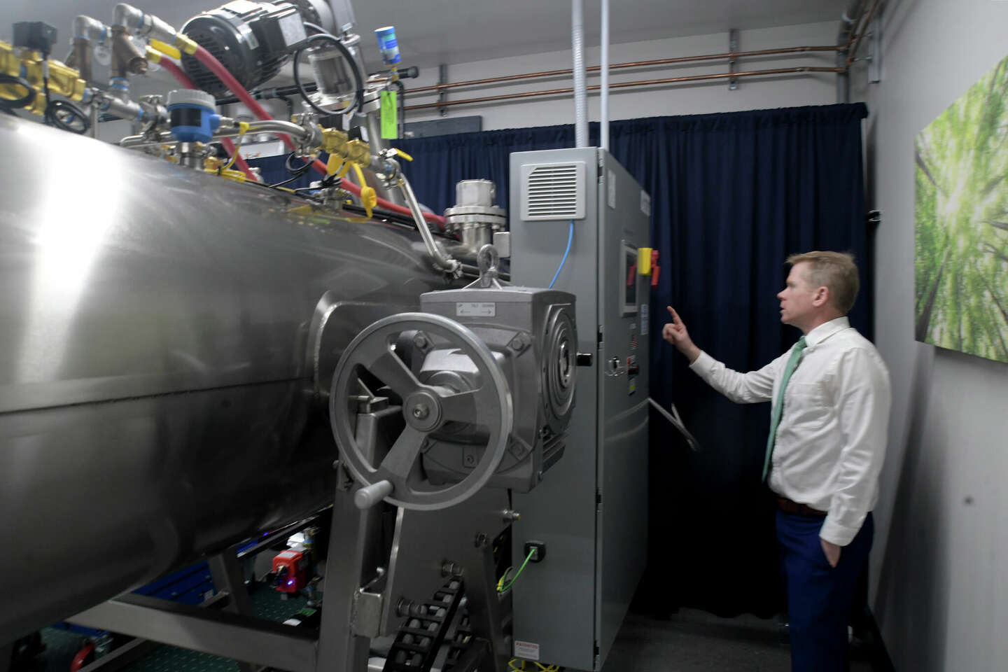 CT funeral home offers new eco-friendly ‘water cremation’ option