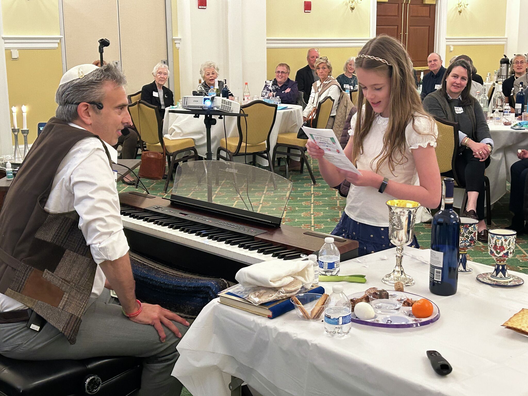 In Photos: Greenwich Congregation Shir Ami held a Passover seder