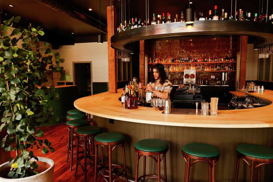 Tallboy, new late-night bar, opening in Oakland