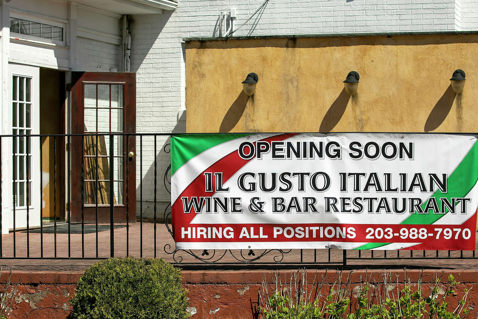 Former Waverly Inn in Cheshire gets new life as Italian restaurant