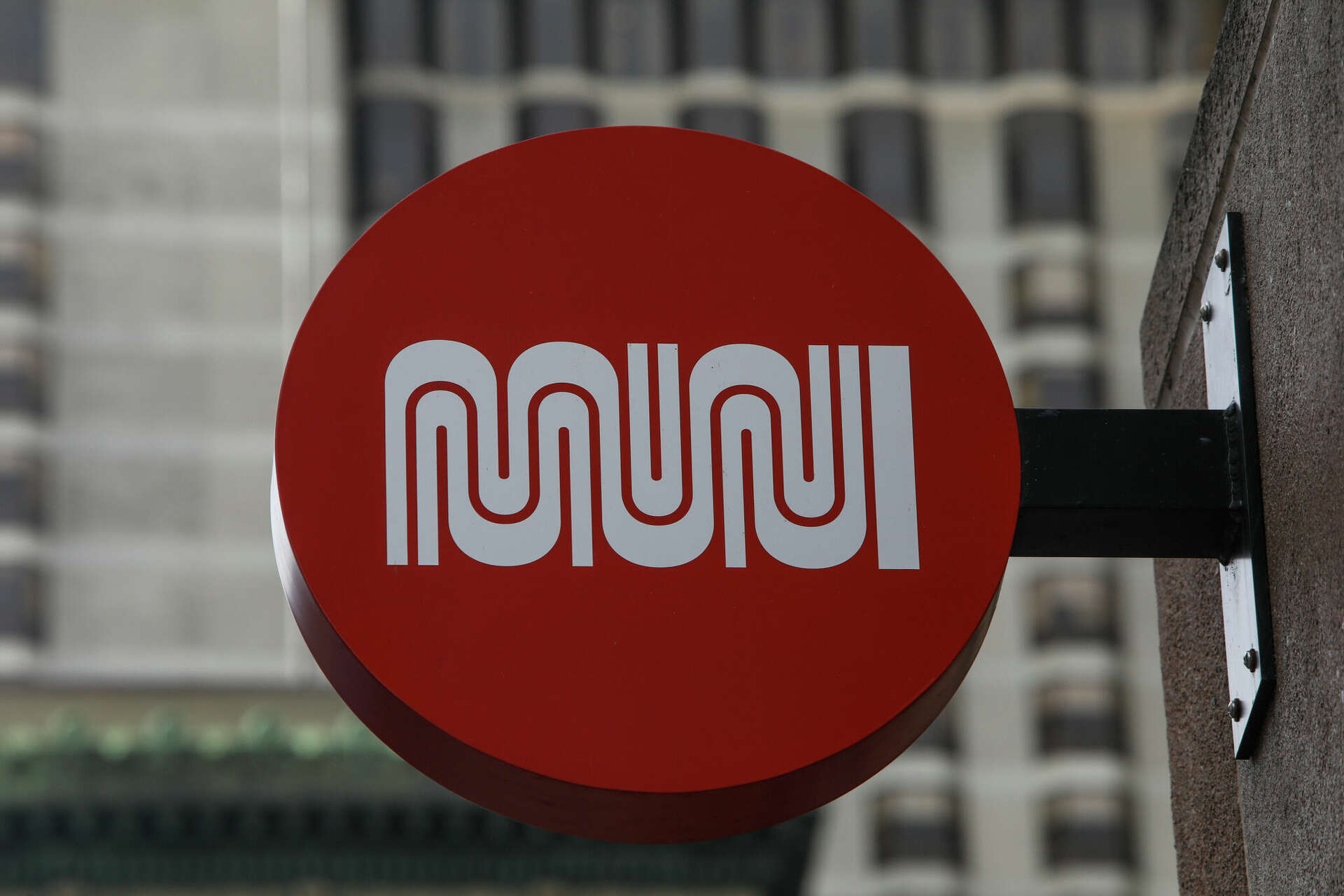 S.F. Muni software problem causes major downtown transit issues