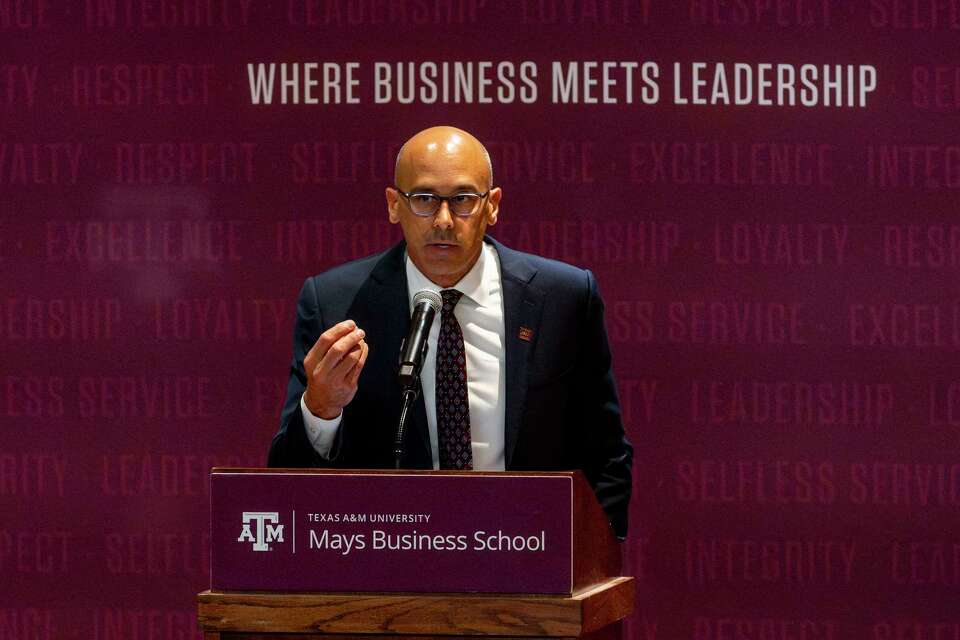 Who are the five candidates for chancellor of the Texas A&M System?