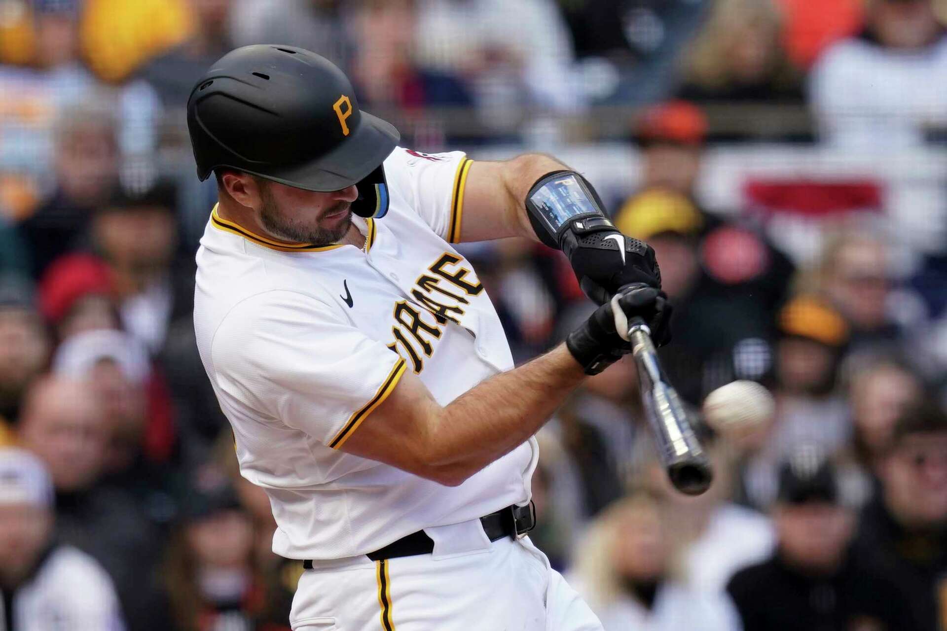 Former Giants phenom Joey Bart ‘had a weird feeling’ he’d join Pirates