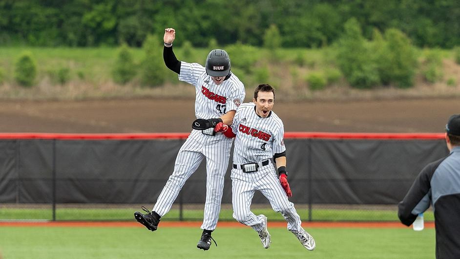 SIUE baseball moves into first-place tie with Saturday sweep