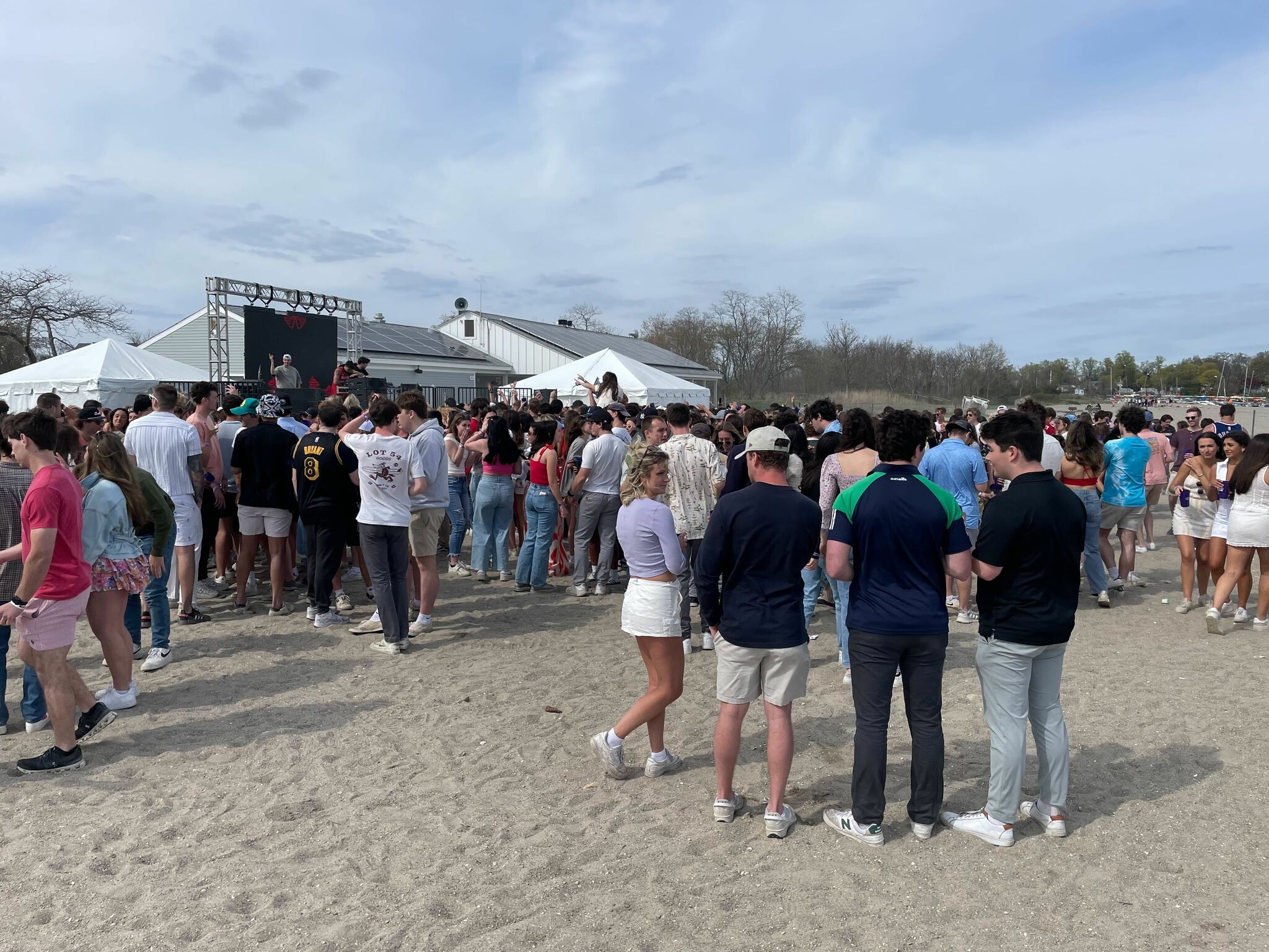 Fairfield police say only one infraction from Jennings Beach Clam Jam