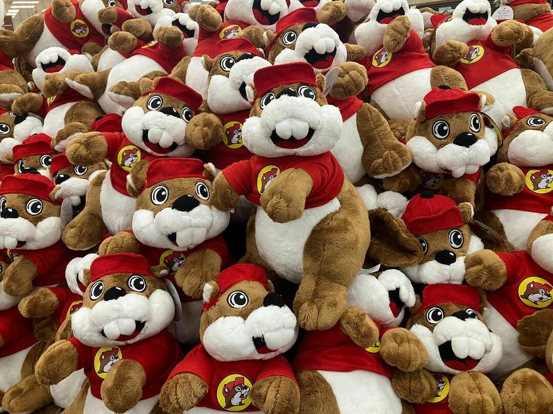 Buc-ee's to open largest travel center in Luling on June 10