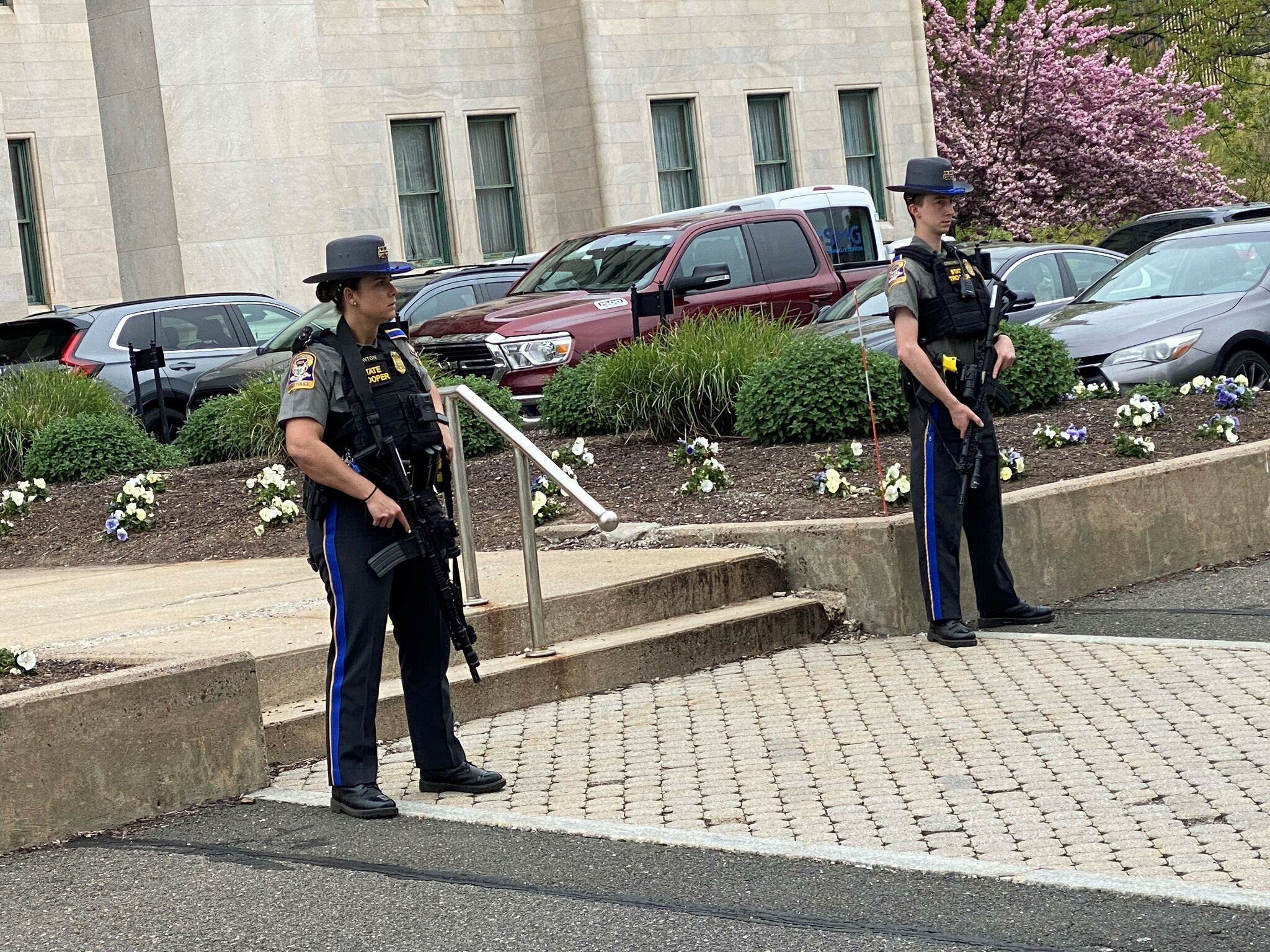 CT State Capitol locked down after police receive violent threat