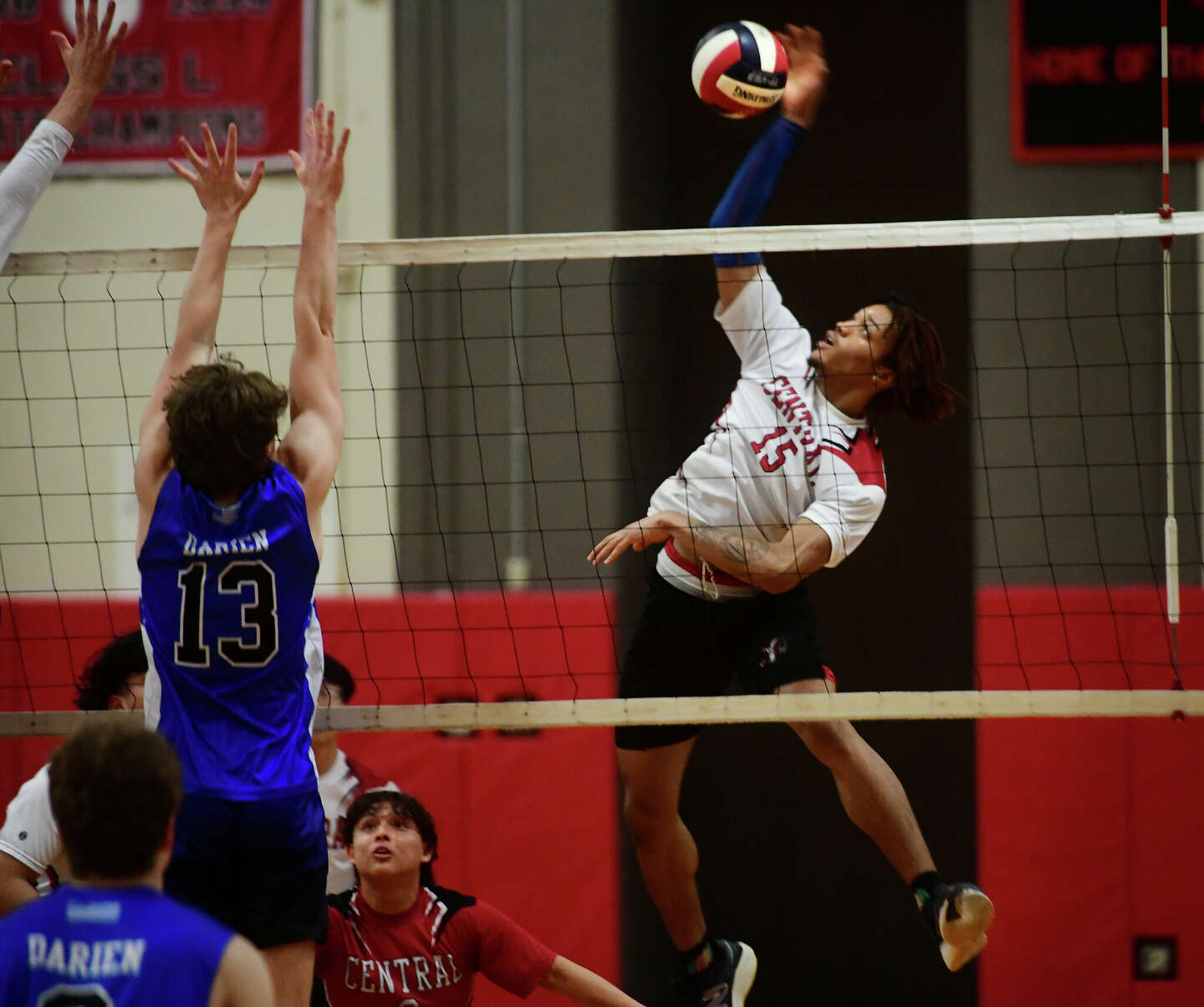 Bridgeport Central boys volleyball succeeding in return