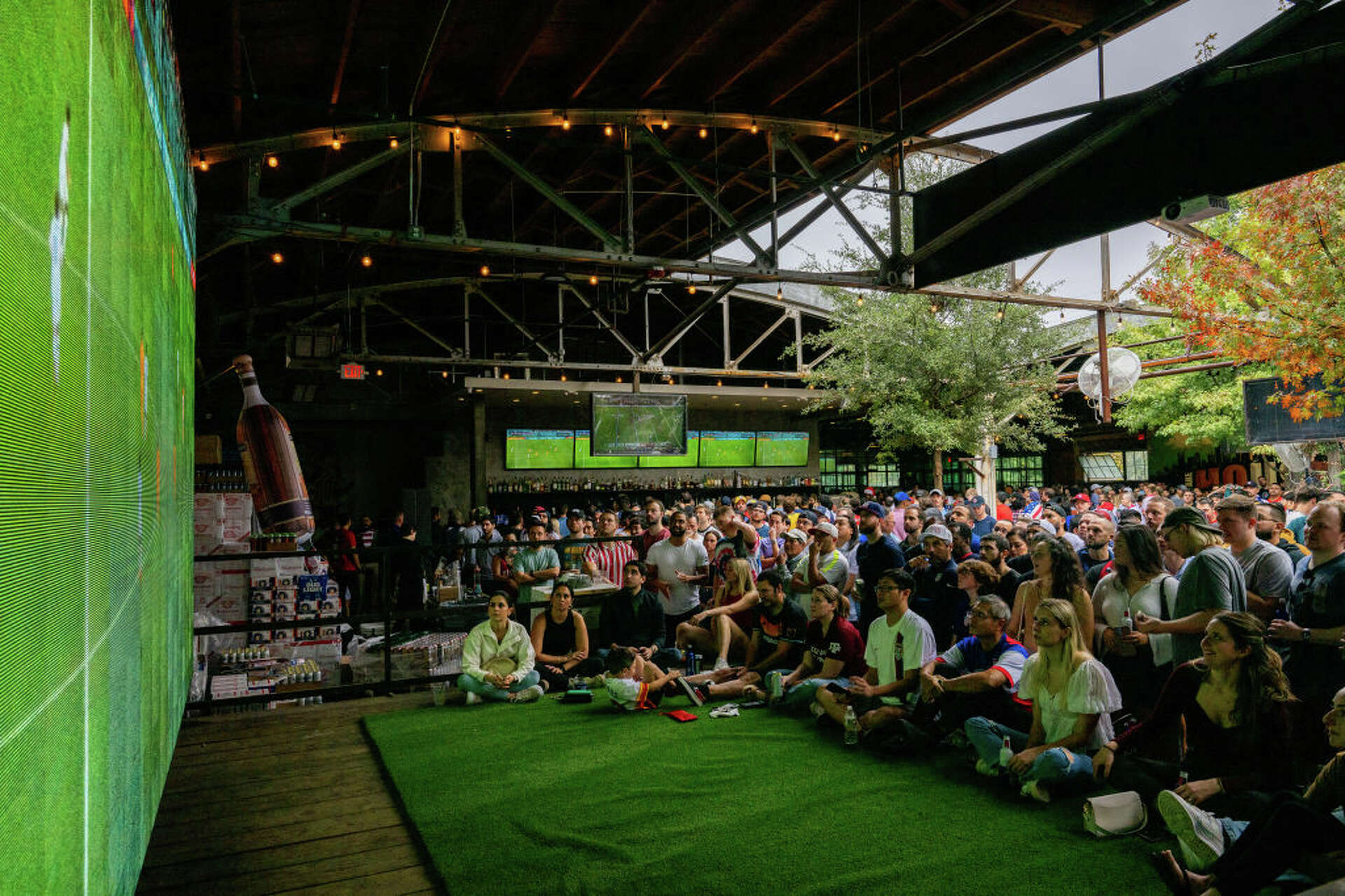 Houston Dynamo star to expand beer garden Pitch 25 to Katy