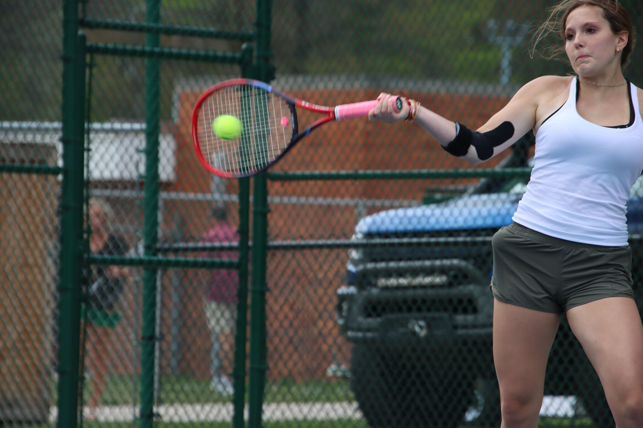 Chargers sweep Chemics on the court