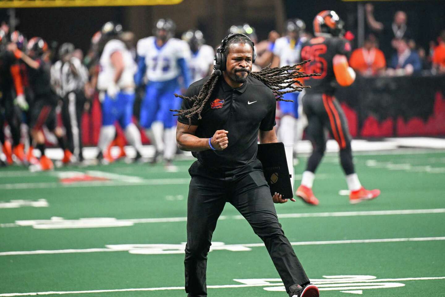 Albany Firebirds 2-0 in Arena Football League
