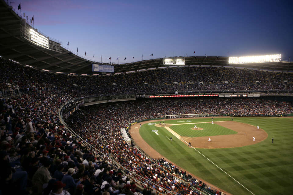 RFK Stadium gets demolition approval, the first and last of an era