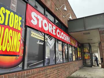 Sam Ash is closing all stores, including San Antonio location