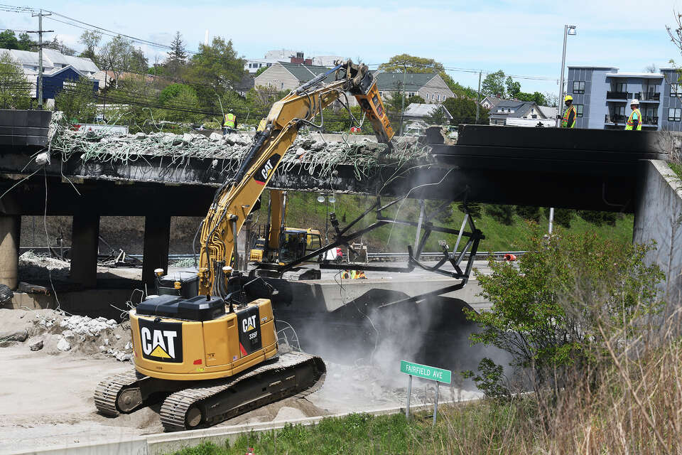 I-95 in Norwalk remains closed, bridge demolition begins: Live updates
