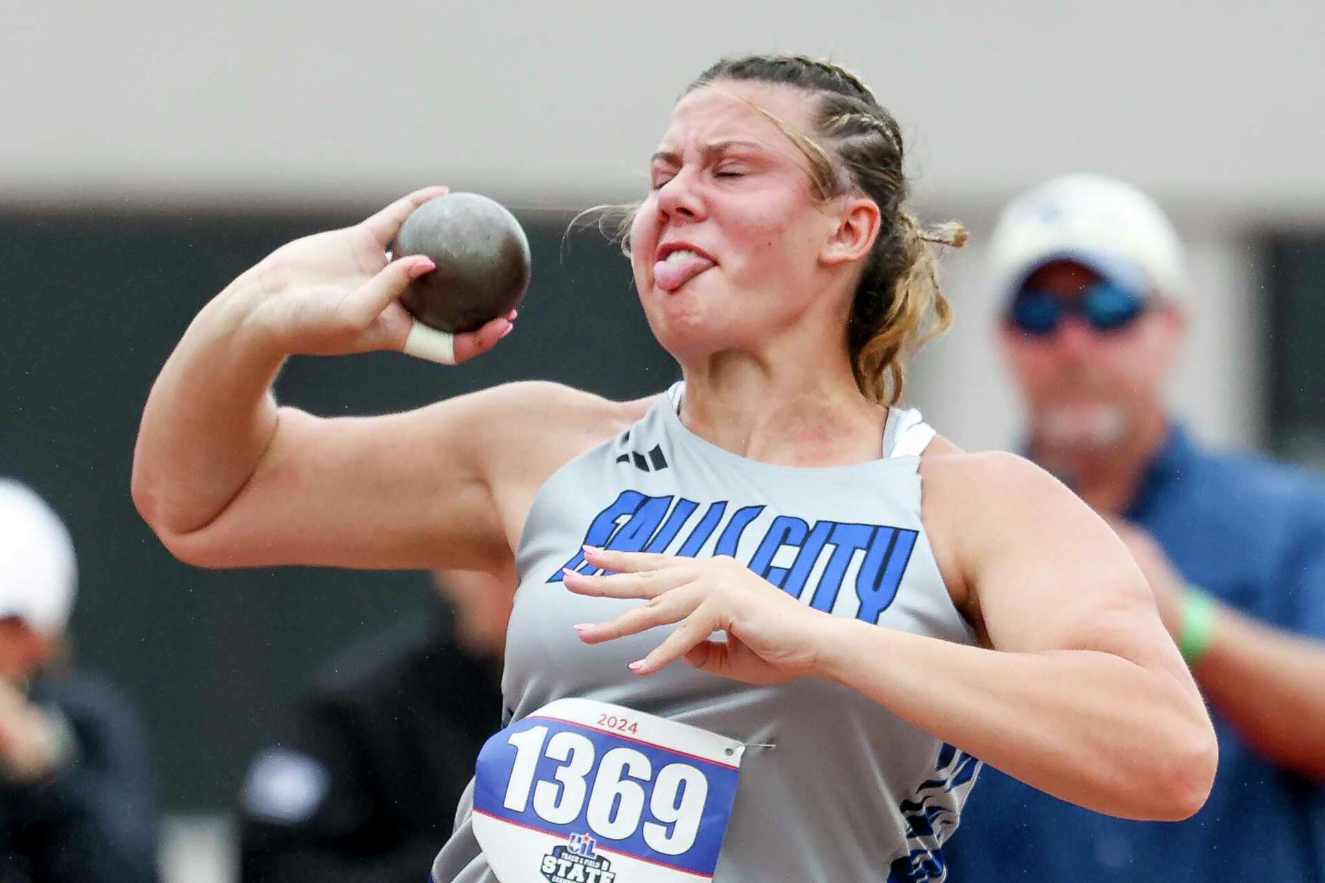 Pickron, Leachman win gold medals at state track meet