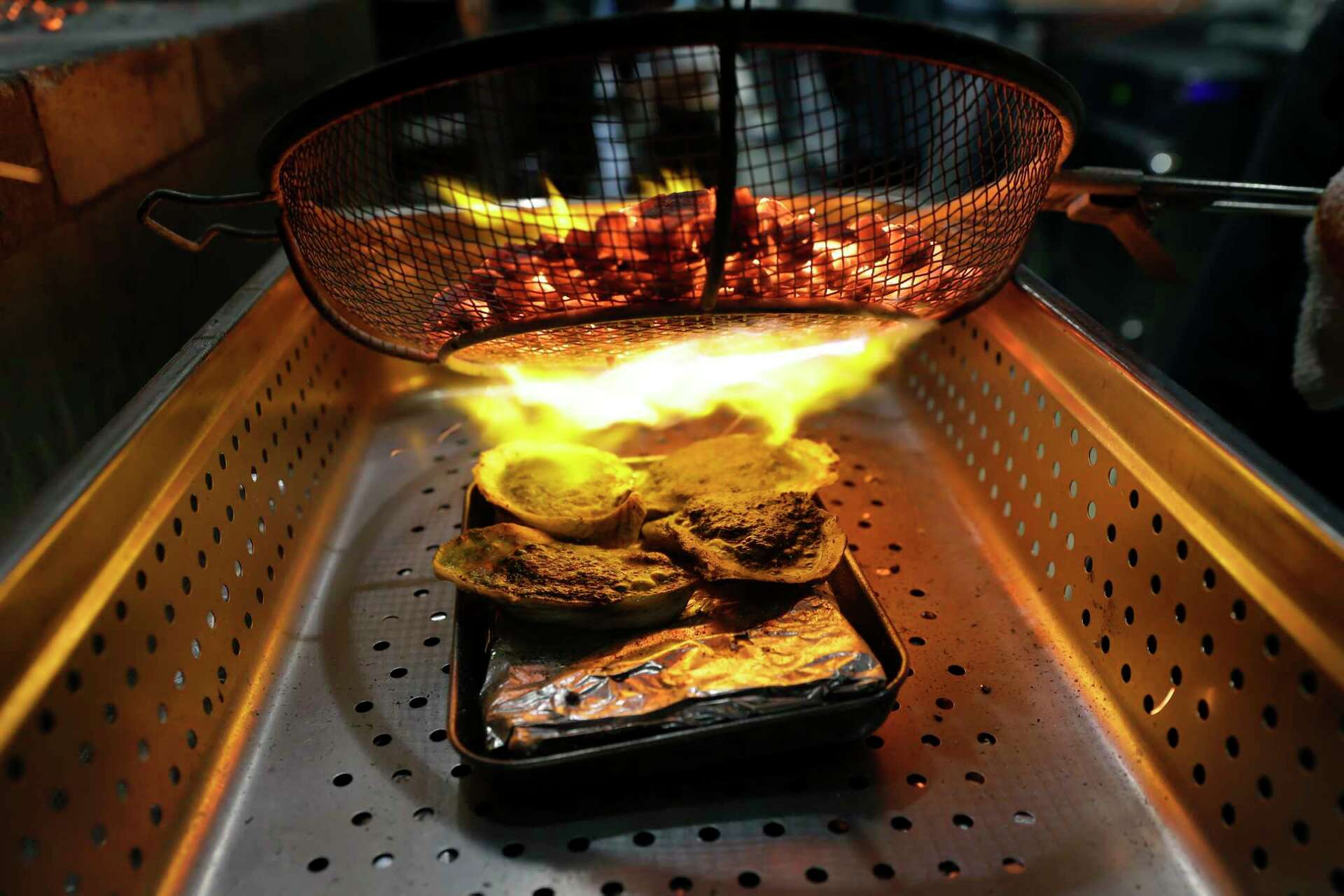 Baso Houston Heights review: Live-fire drama and Basque inspiration