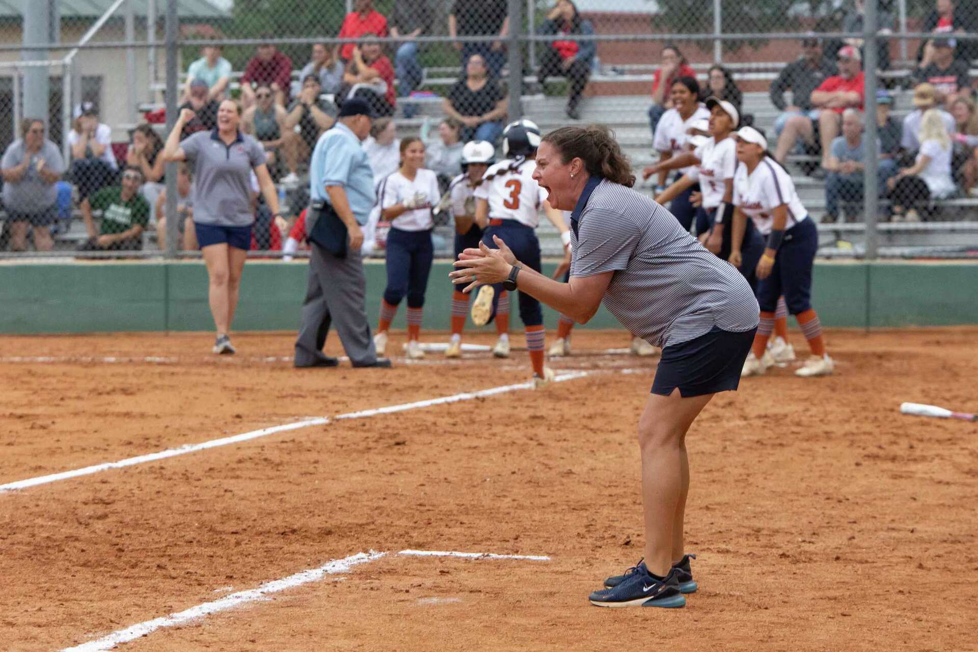 Madison softball knocked out by Lake Travis in second round
