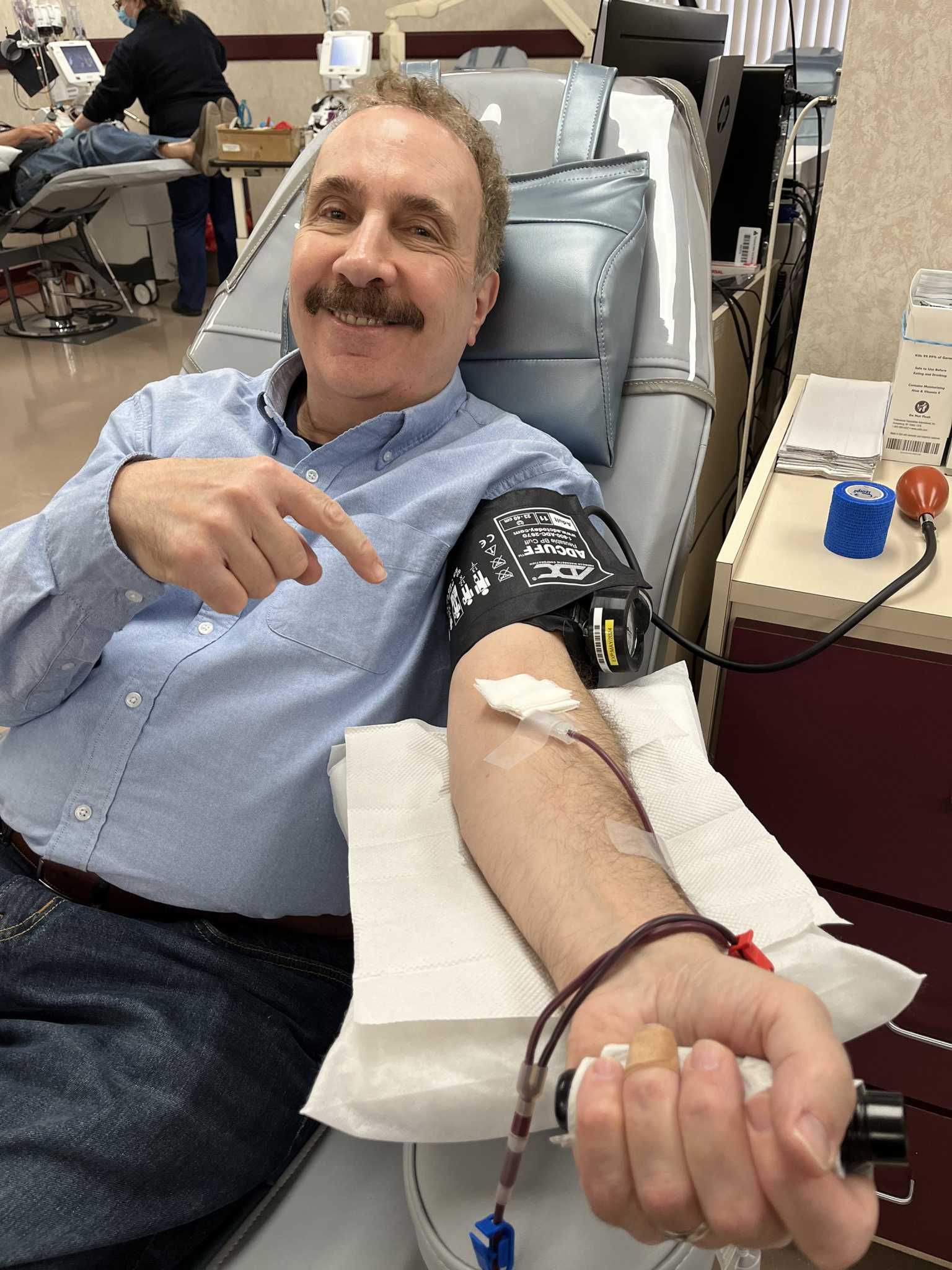 Jerry Zezima (opinion): Getting back in the flow of donating blood
