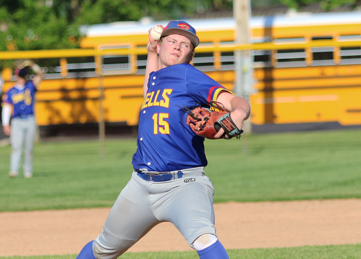 Strike-throwing Shells armed to make postseason push