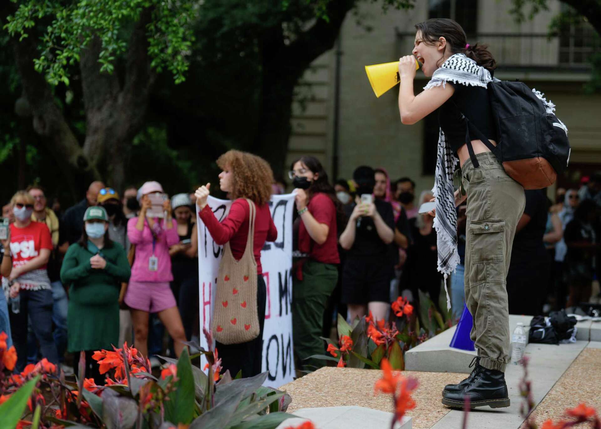Hundreds rally at UT Austin again for pro-Palestinian protest