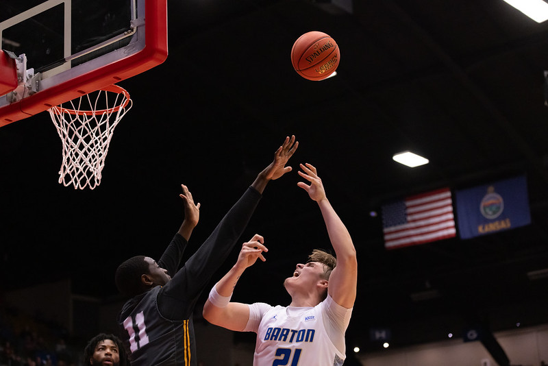SIUE basketball adds second national champion to roster