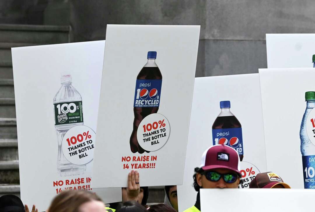 Advocates push for higher deposit, handling fees for containers