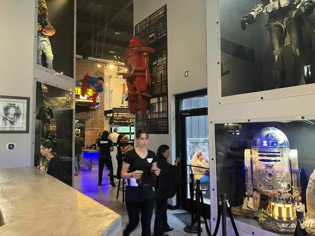 Darkside Pizza shares sneak peek at nostalgic culinary space