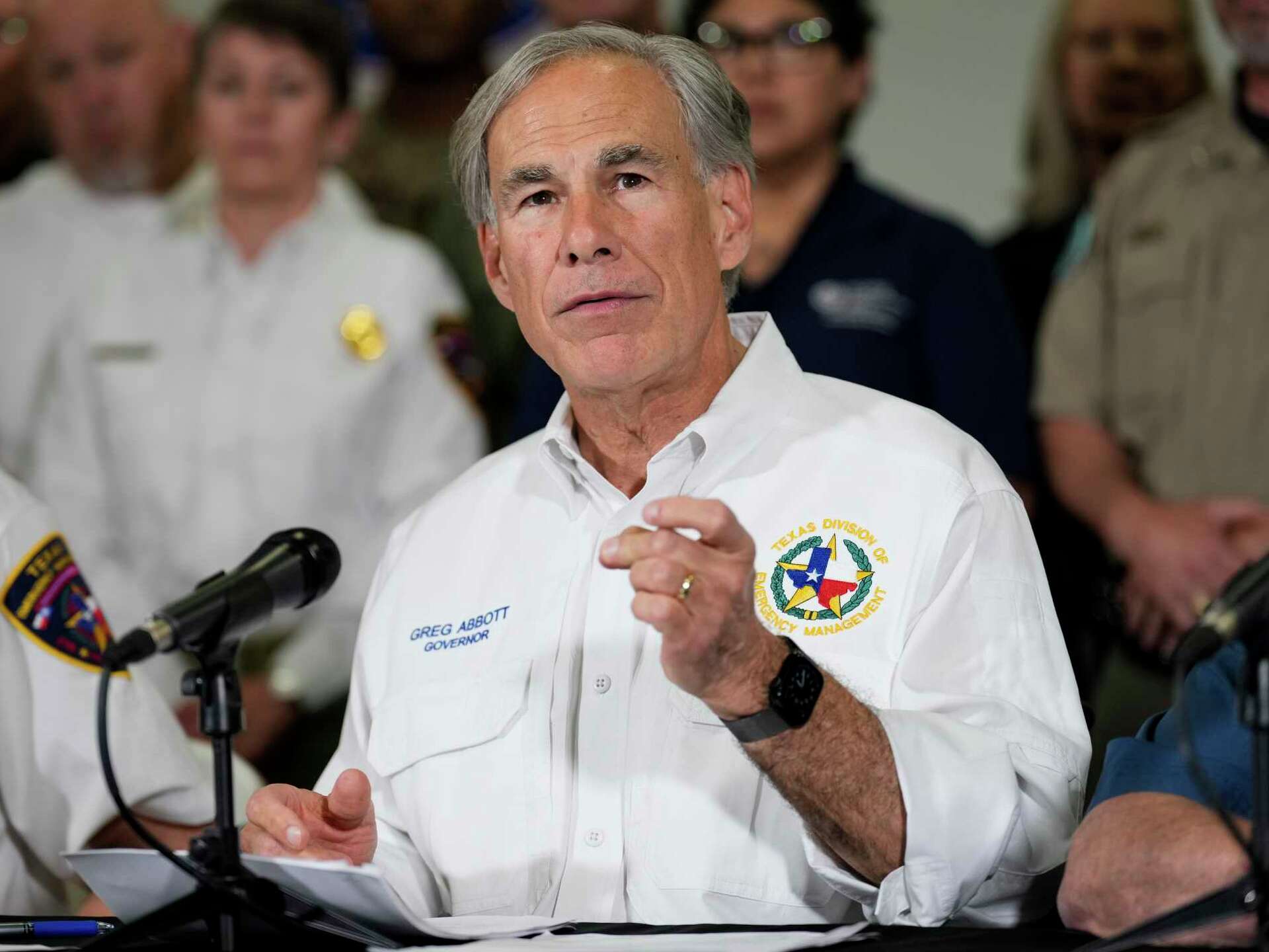 Greg Abbott draws criticism for ill-timed tweet as Beryl floods Texas