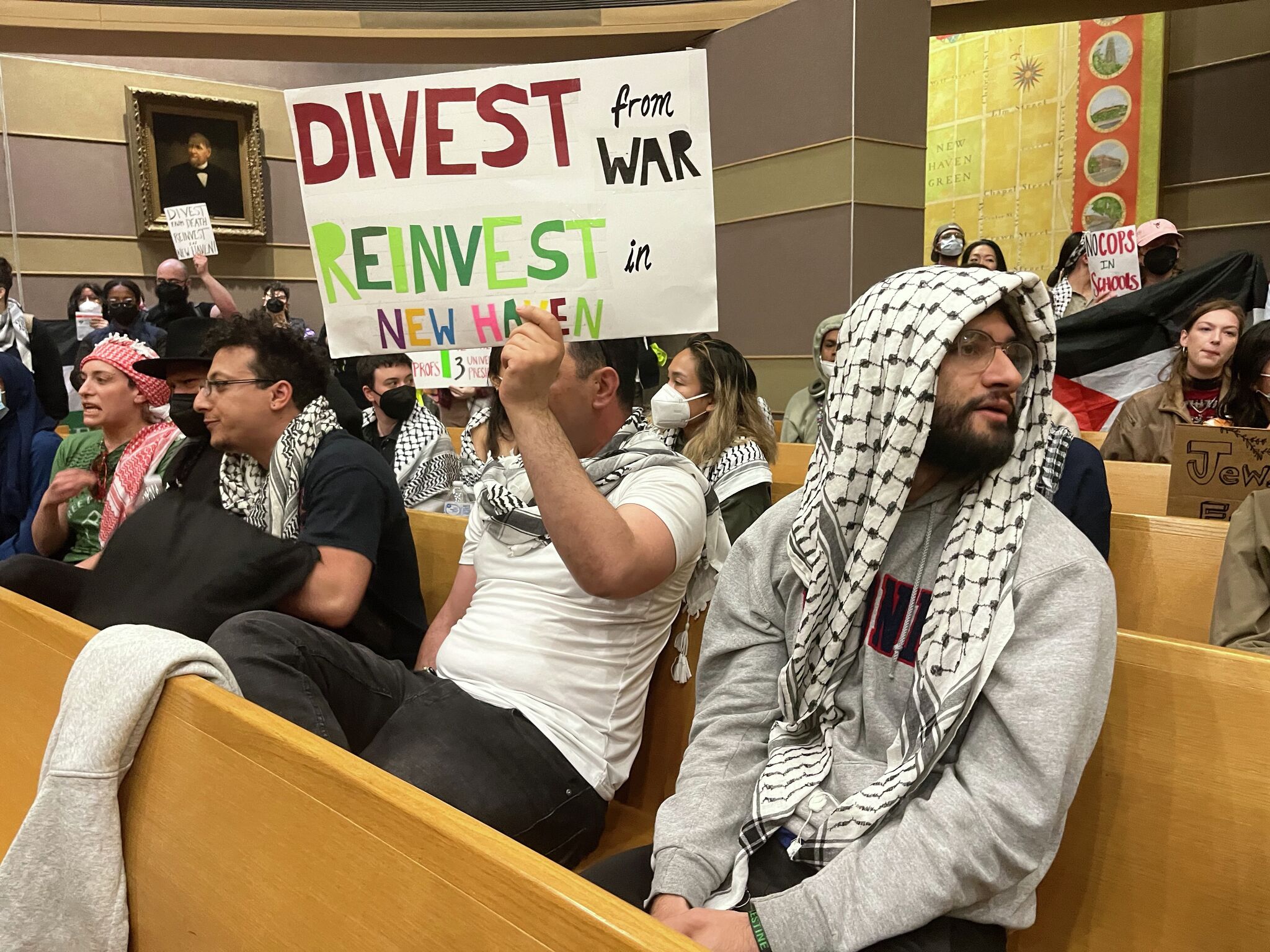 Protesters call on New Haven to drop Yale protest charges