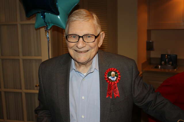 Sherman London, CT Hall of Fame journalist, WWII veteran, dies at 102