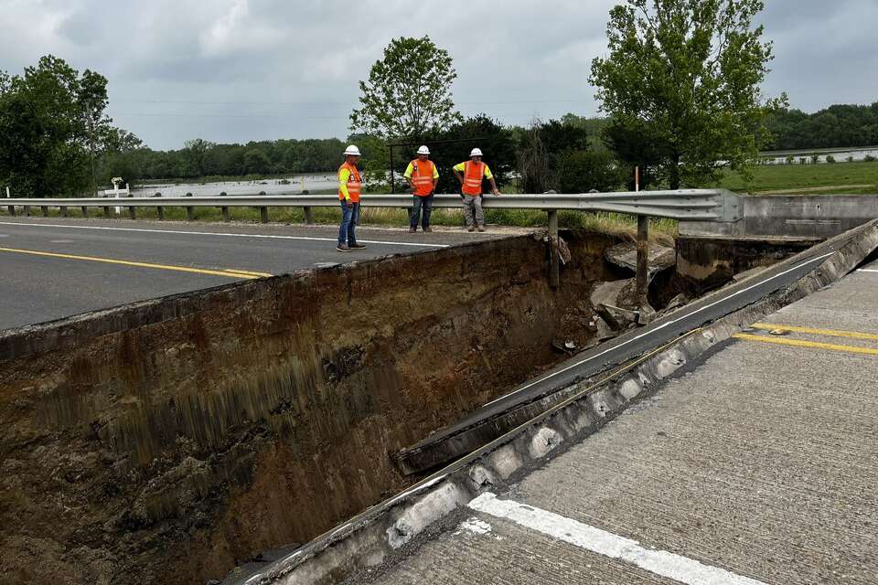 Texas bridge collapses after major flooding in Liberty County
