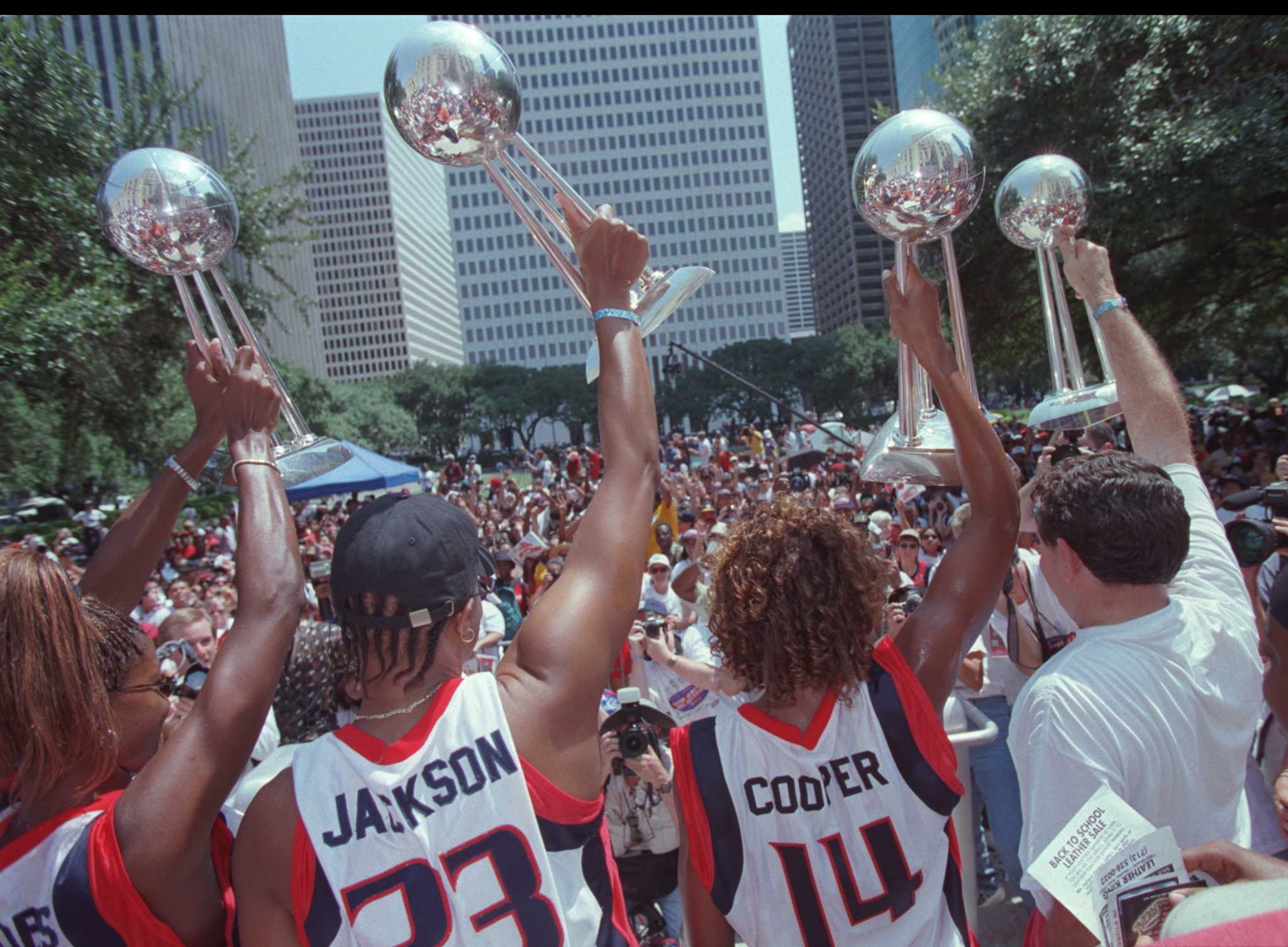 Jonathan Feigen - Journalist Profile - Intelligent Relations