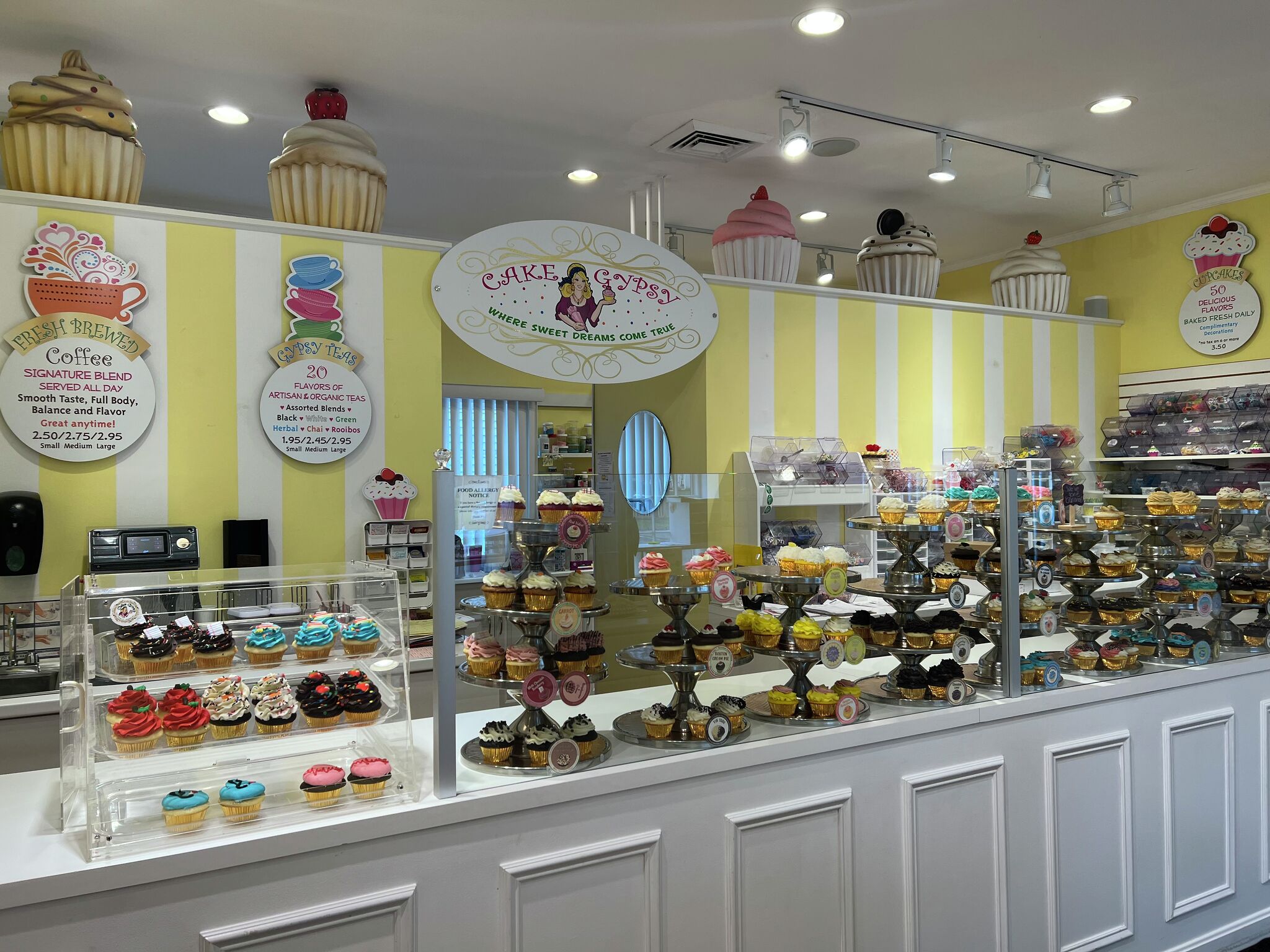 Cake Gypsy, popular cupcake shop, opening soon in West Hartford