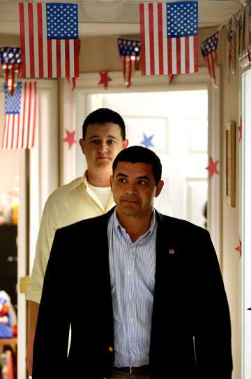 Cuellar aide eager to help feds make bribery case, lawyer says