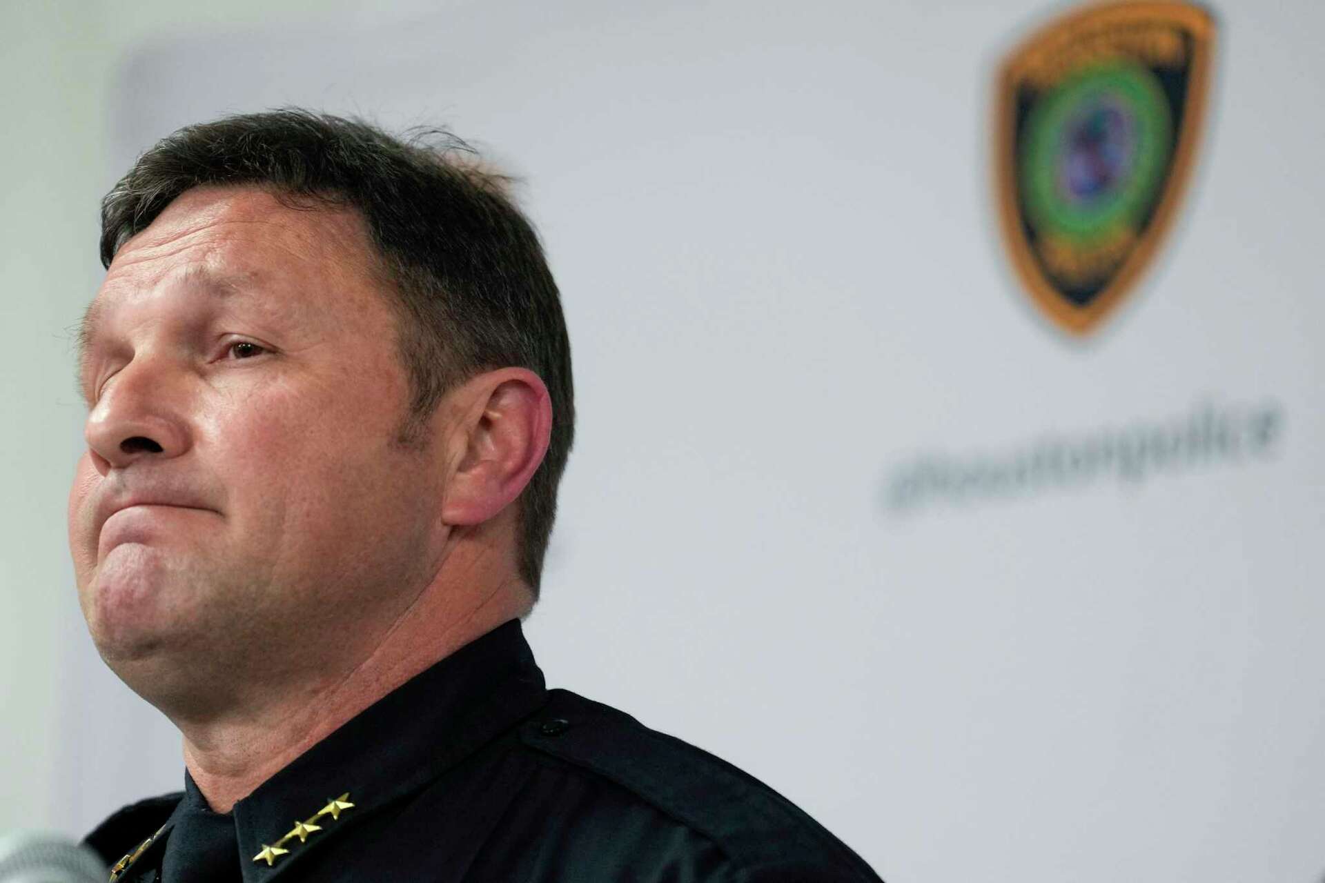 Houston police investigator probing dropped cases scandal reassigned