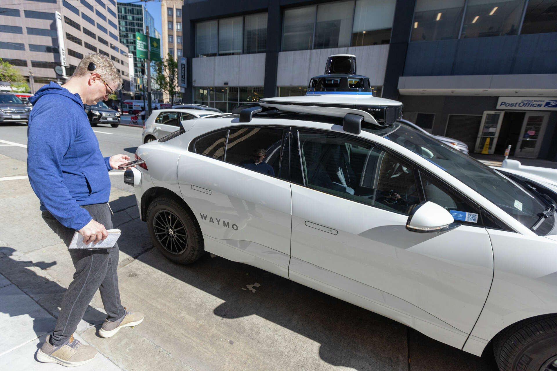 A dad review of San Francisco's self-driving Waymo taxis