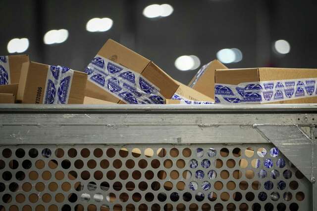 USPS officials provide updates on Missouri City facility