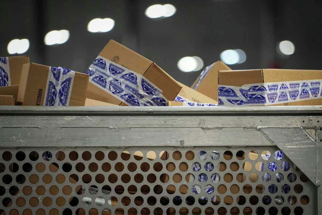 USPS Informed Delivery app expands mail tracking service